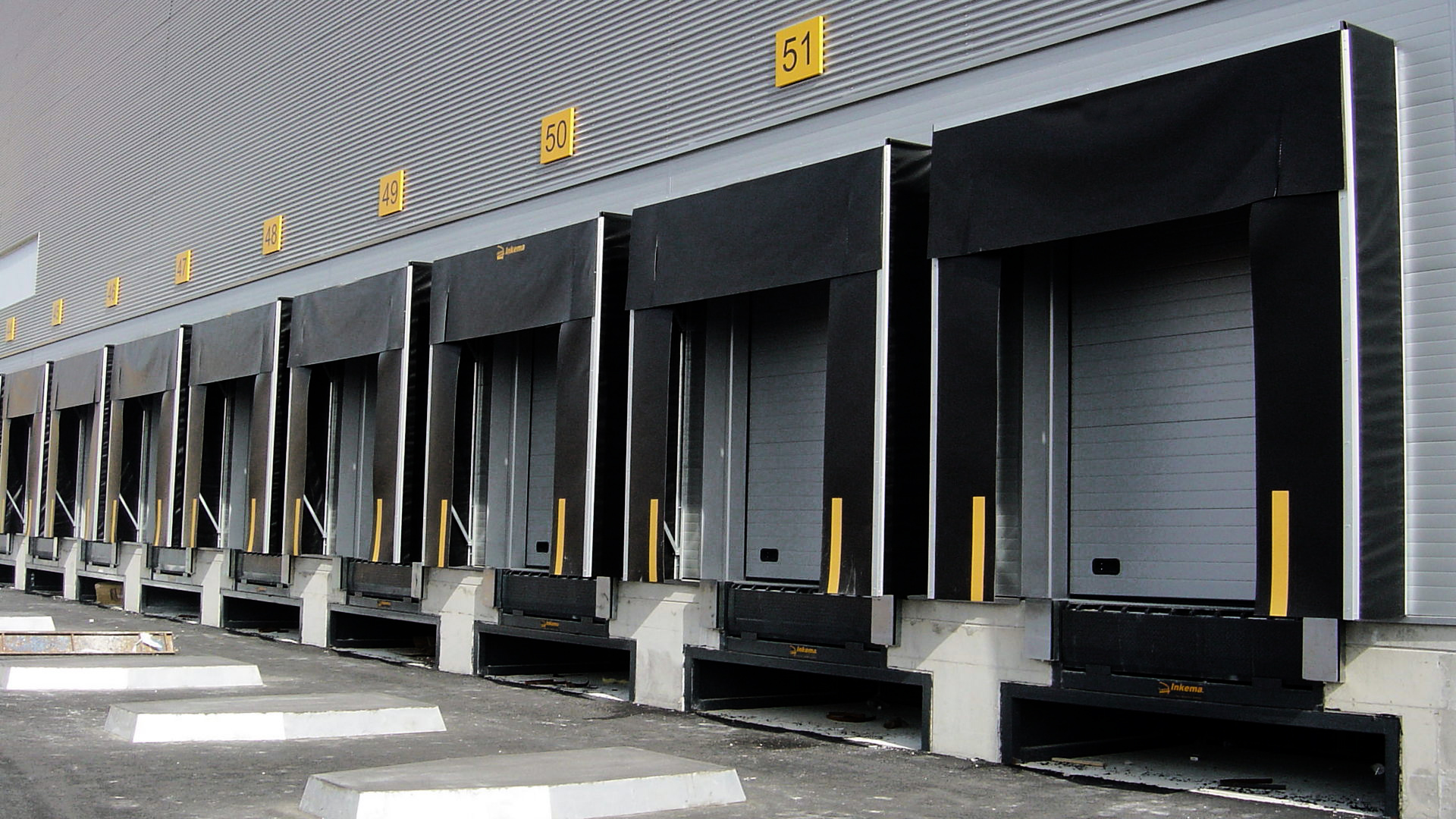 Şişme Körük Yükleme Kapıları - Rota Kepenk